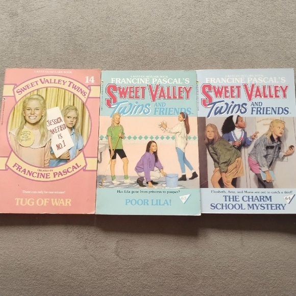Sweet Valley Twins | Other | Sweet Valley Twins Book Lot Of 3 Vintage ...